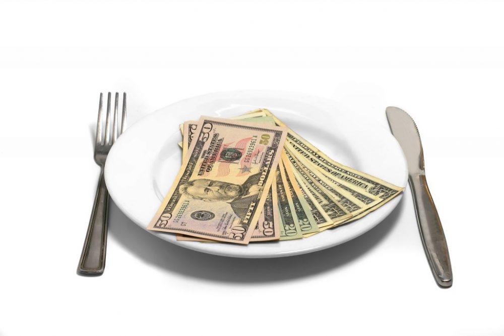 Save Money On Food This Fall With These 7 Tips