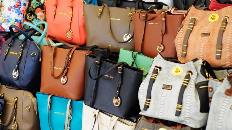 12 Unethical but Effective Ways People Make Money