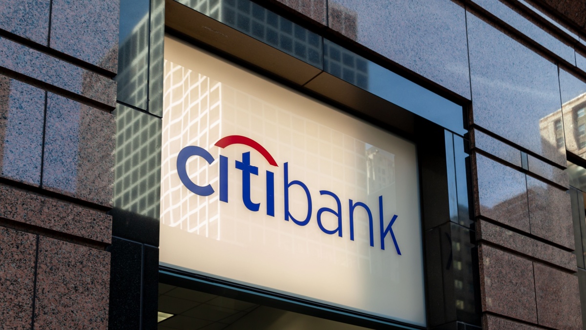 The 10 Banks That Get the Most Complaints About Fees
